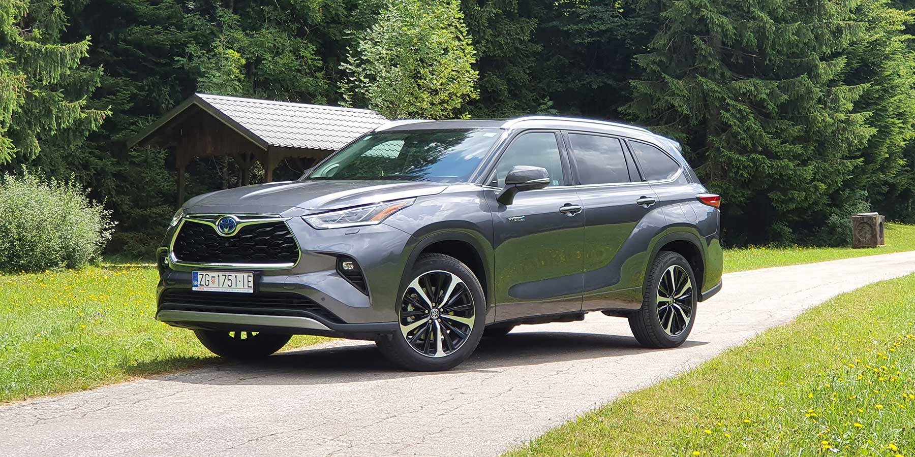 TEST Toyota Highlander Hybrid AWD - Auto i točka
